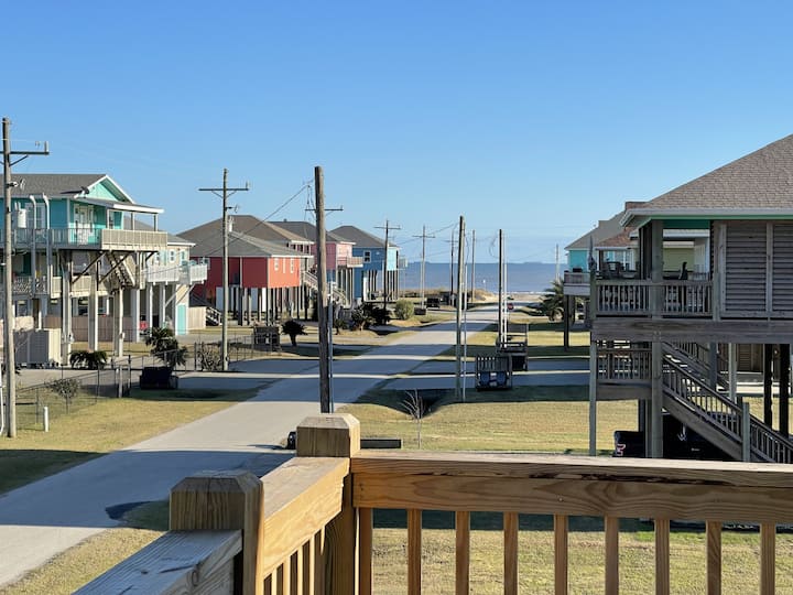 Sleeps 24 | Room 4 Everyone | 3 Min Walk To Beach - Crystal Beach, TX