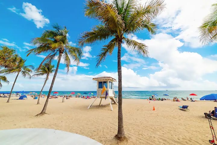 Tropical Escape - Fort Lauderdale, FL