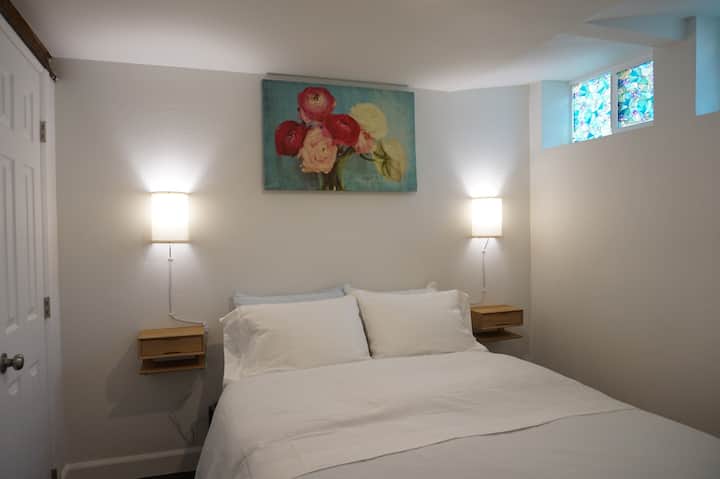 Extremely Cozy 1 Bed/1 Bath - Lakewood, CO