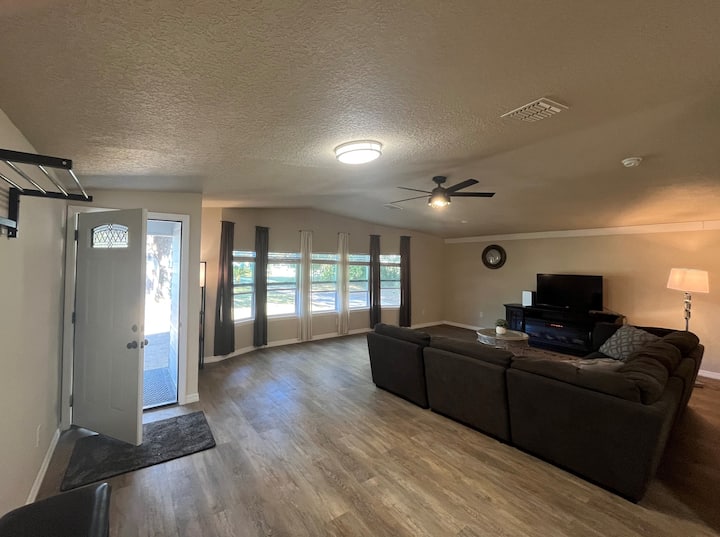 Quiet Oasis - The Villages, FL