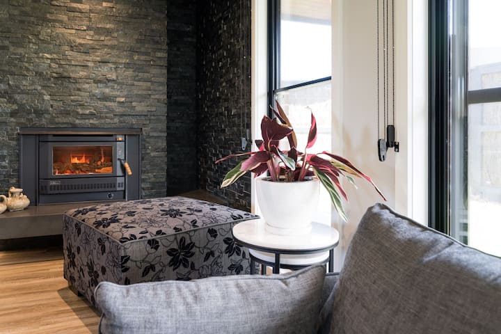Secluded Bush Getaway. Studio Apartment 1 - Wonthaggi