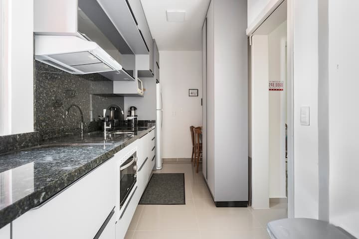 Excelente Apto No Coração Da Ilha Da Magia! - Florianópolis