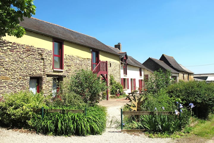 37 Couchages-la Ferme De Trénube - Montfort-sur-Meu