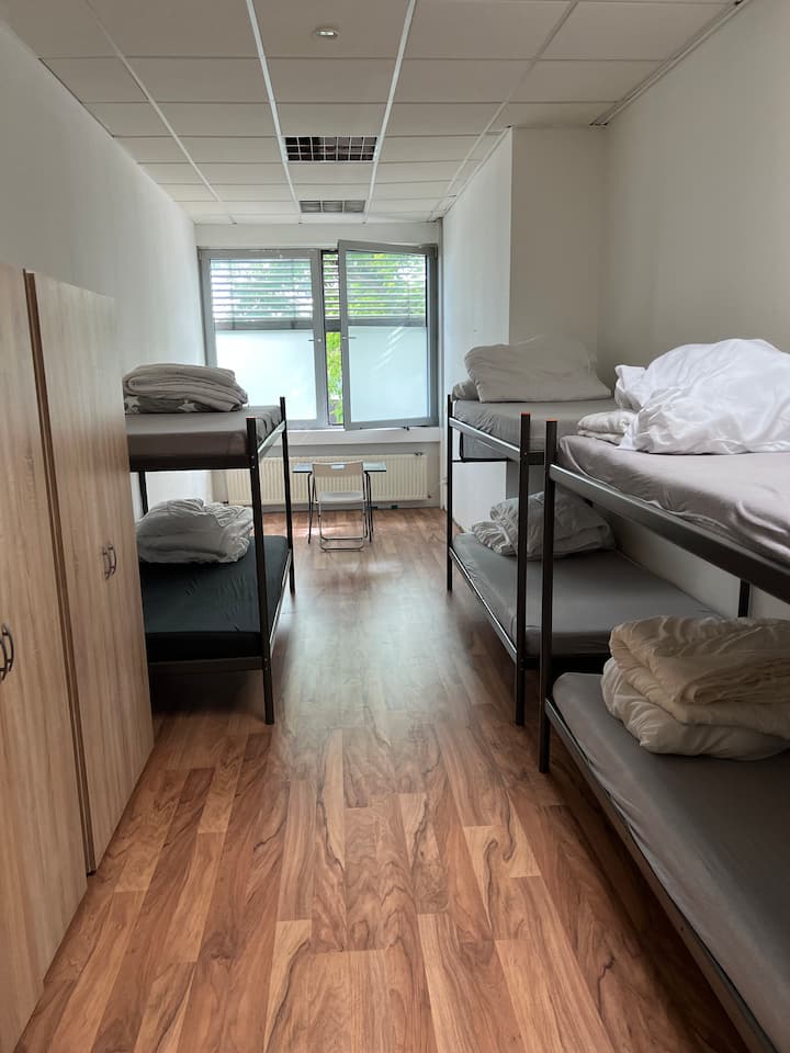 6 Bettzimmer Unterkunft - Köln