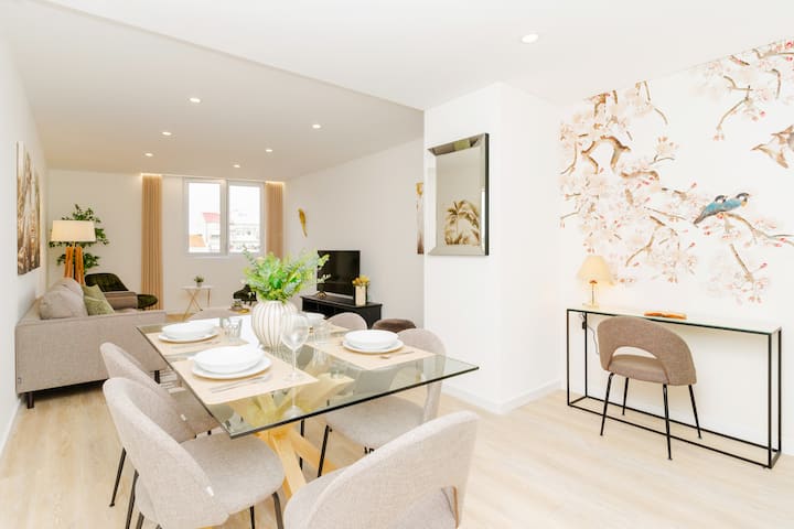 Spacious And Modern Flat With Ac 1 Min From Metro - Porto