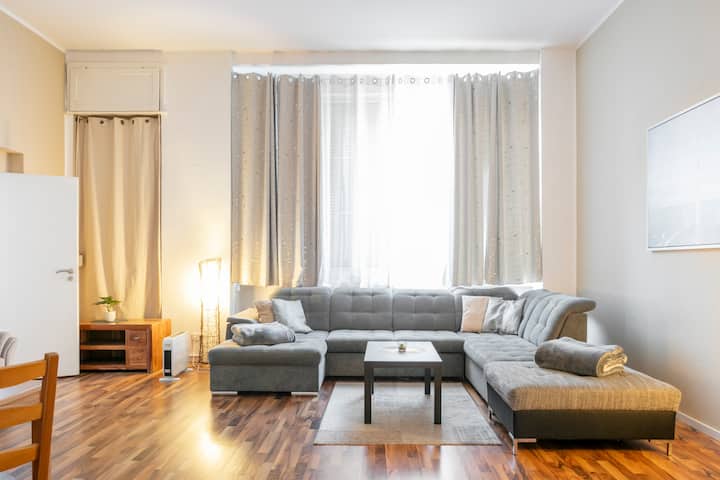 200 M² Apartment-14 Gäste-2 Bäder - Berlin