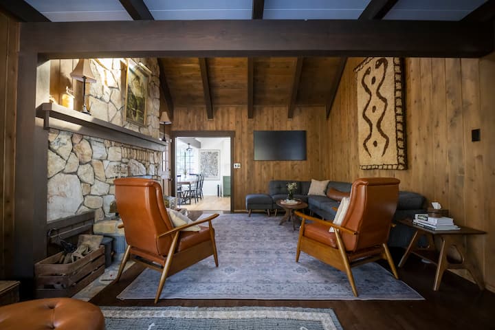 New Luxury/4bdrm/chalet/giant Hot Tub/near Town - Idyllwild-Pine Cove, CA
