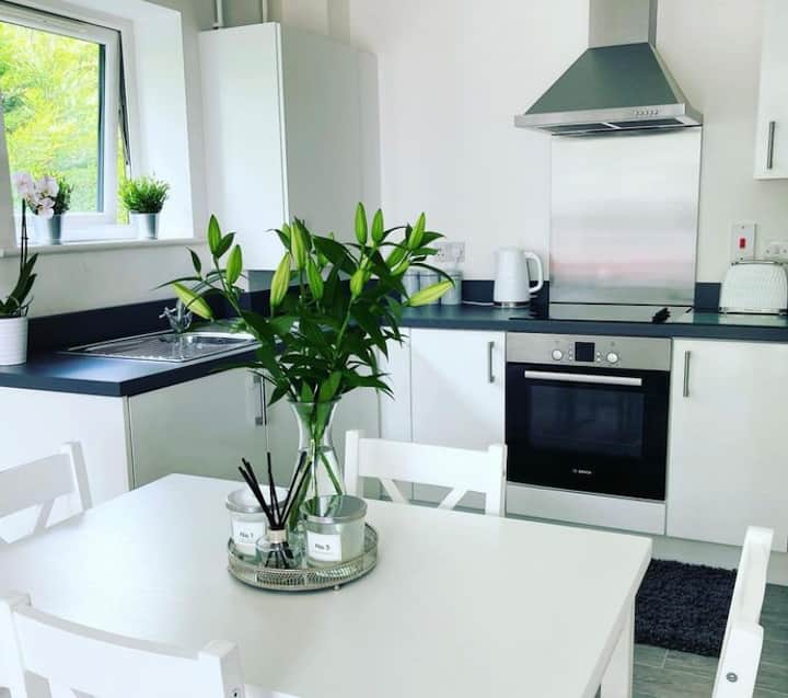 Cosy Apartment Hosted By Dee - Knutsford