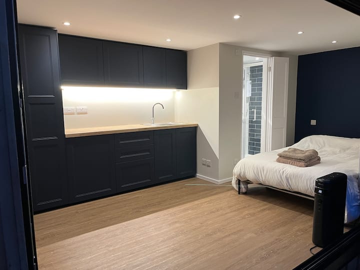 Private Guest Studio W/en-suite - Brighton and Hove