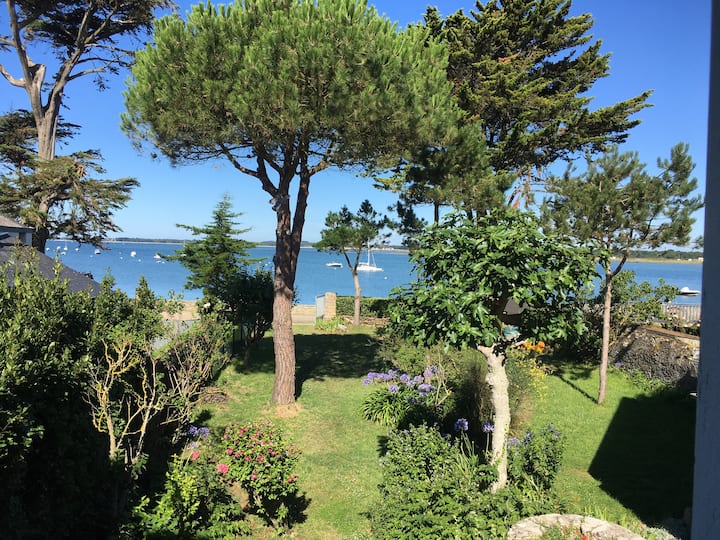 Charming Waterfront Villa In Penerf - Pénestin