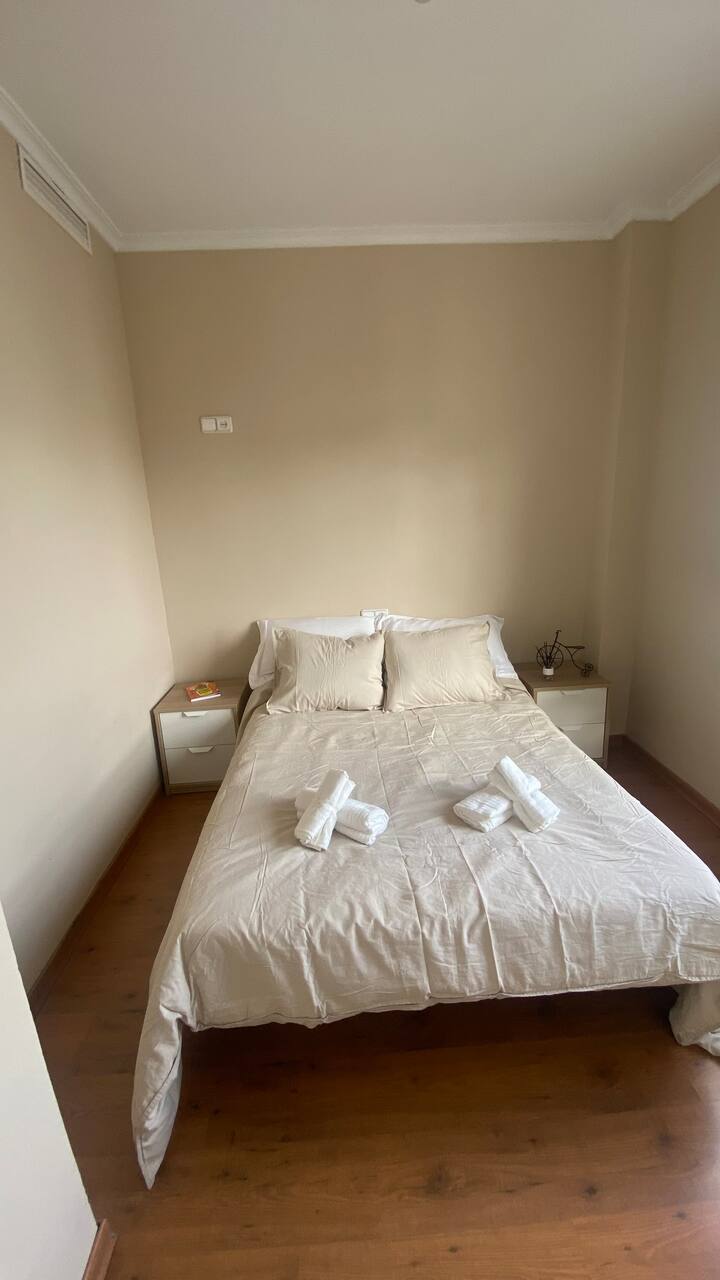 Cómoda Habitación Privada Con Baño Privado - Valencia