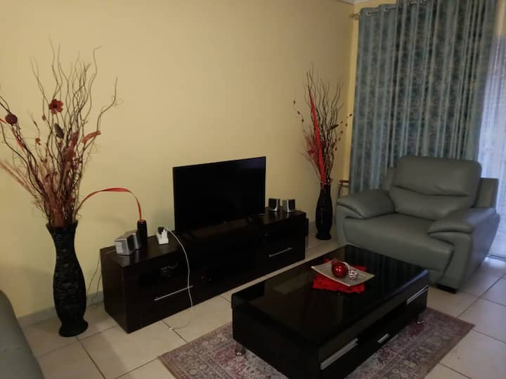 Two Bedroom Flat In Umbilo(dbn) - Durban