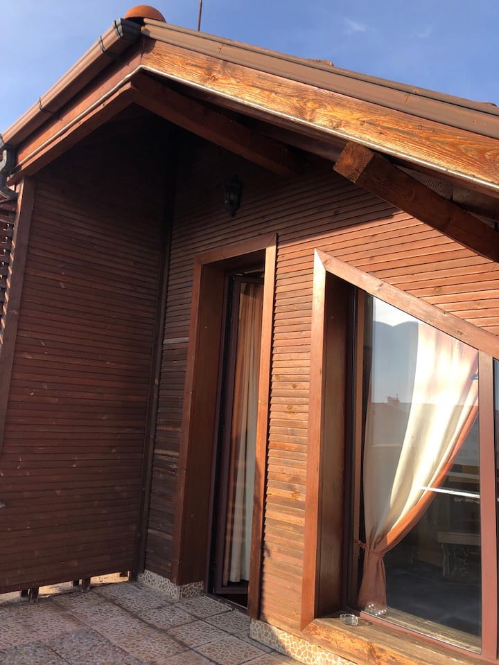 Irský Styl V Bulharských Horách - Bansko