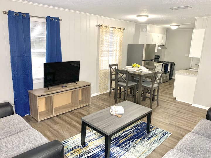 2br Close To Msu & Downtown | Long Stays Available - Starkville, MS