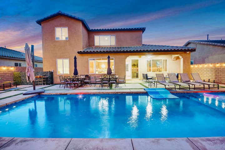 All Inclusive-flirty Flamingo/huge Pool/spa - Coachella, CA