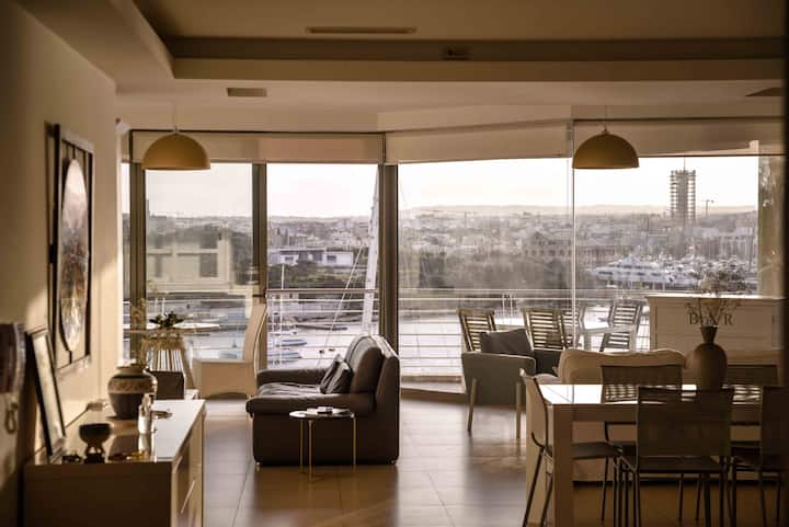 Seafront Condo With A View Of Valletta - La Valeta