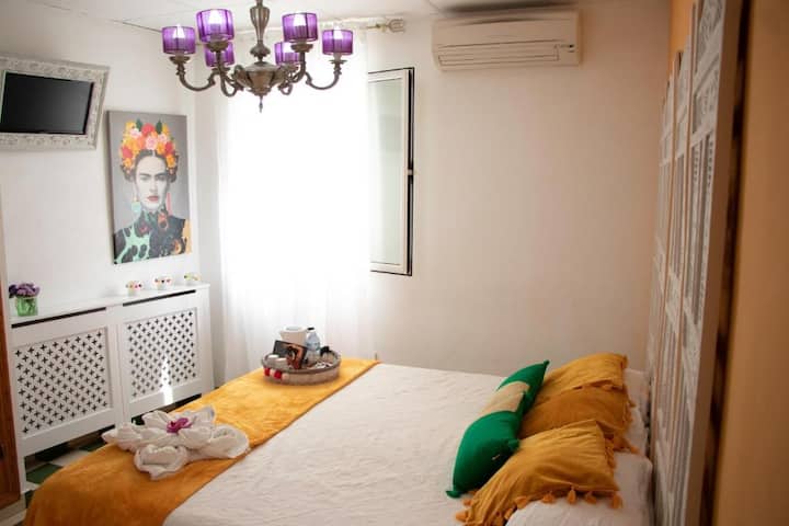 La Fonda Benissa: B&b Visita Casco Antiguo Y Calas - Teulada