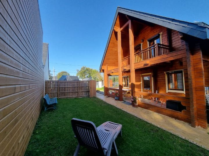 Charmante Maison En Bois De 100m² - Pénestin