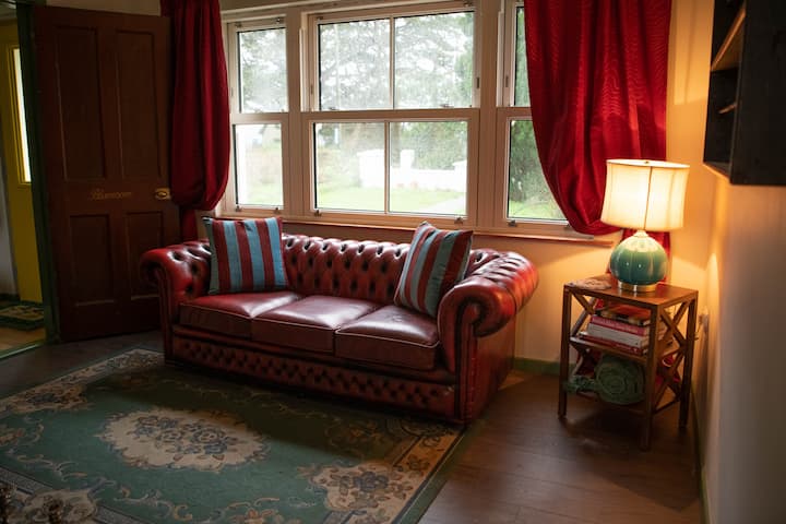 Helen’s Cottage - Set In Muckross In Killarney - Killarney