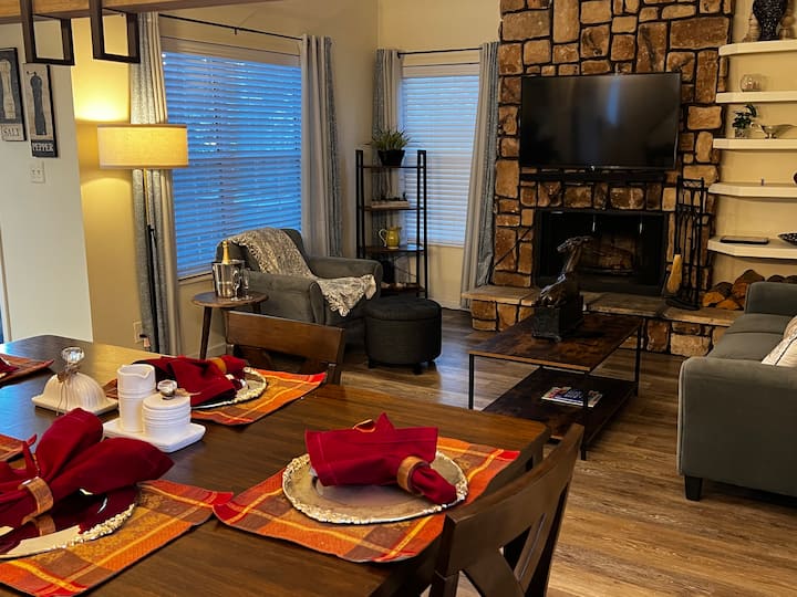 Cuddle Condo -Broadmoor - Colorado Springs, CO