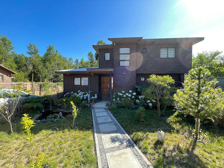 Hermosa Casa En La Naturaleza - Pucón