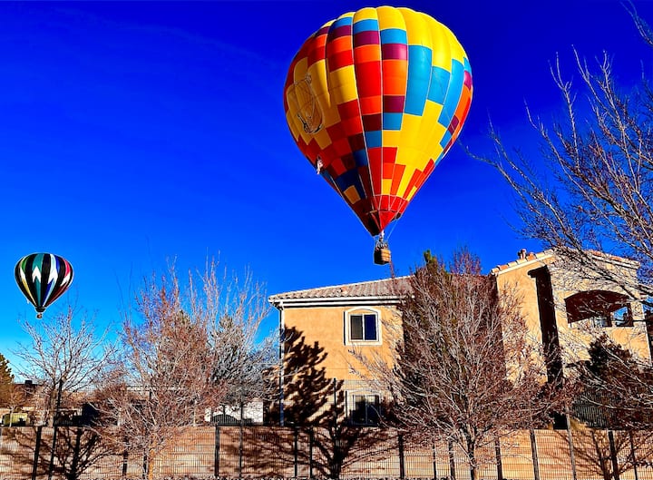 Charming Condo In Albuquerque - Albuquerque, NM