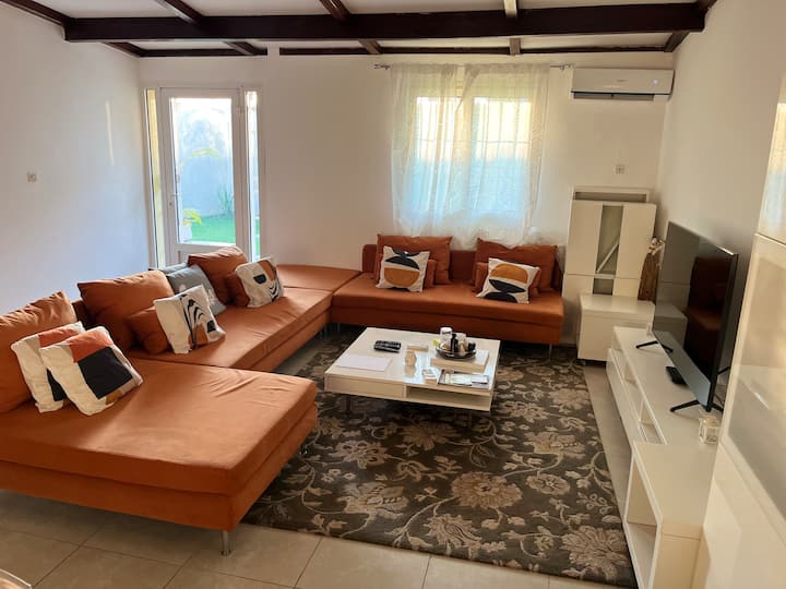 Appart Meublé Et Sécurisé - Libreville