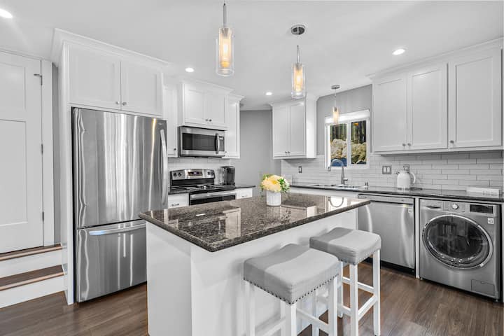 [30+day] Luxurious Guest House In Redding - Redding, CA