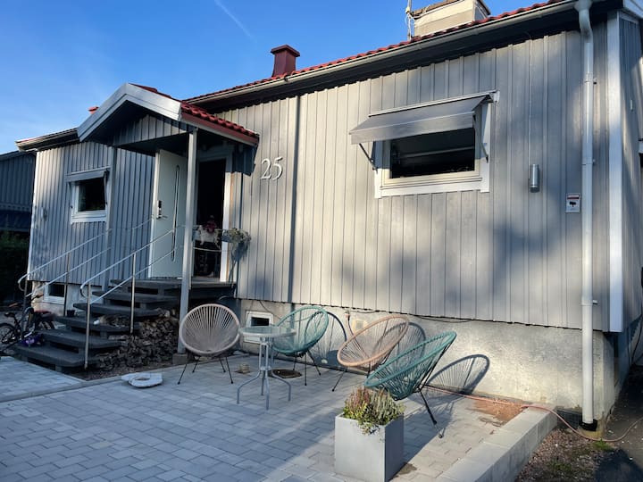 Central  Och Mysig Villa - Göteborg