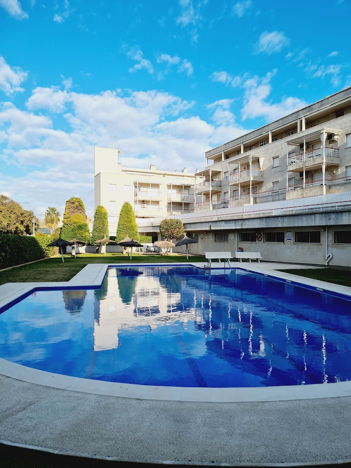 Antonio Apt: Playa, Piscina, Wifi Y Garaje - Torredembarra
