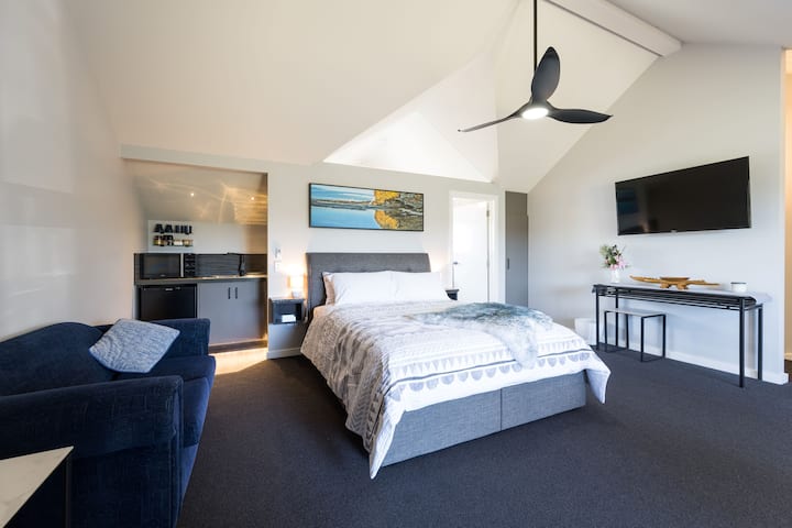 Secluded Bush Getaway, Studio Apartment 3 - Wonthaggi