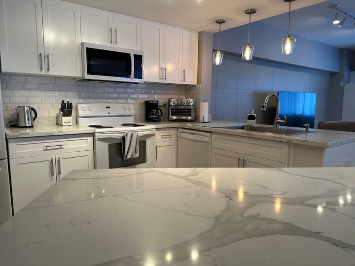 Oceanview 3bd Upper Tumon Condo - Guam