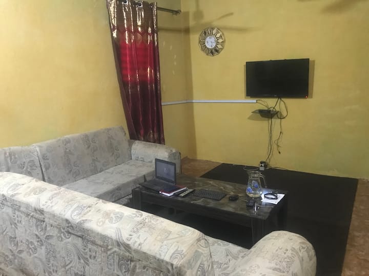 A Calm And Quiet Place To Relax - Niamey