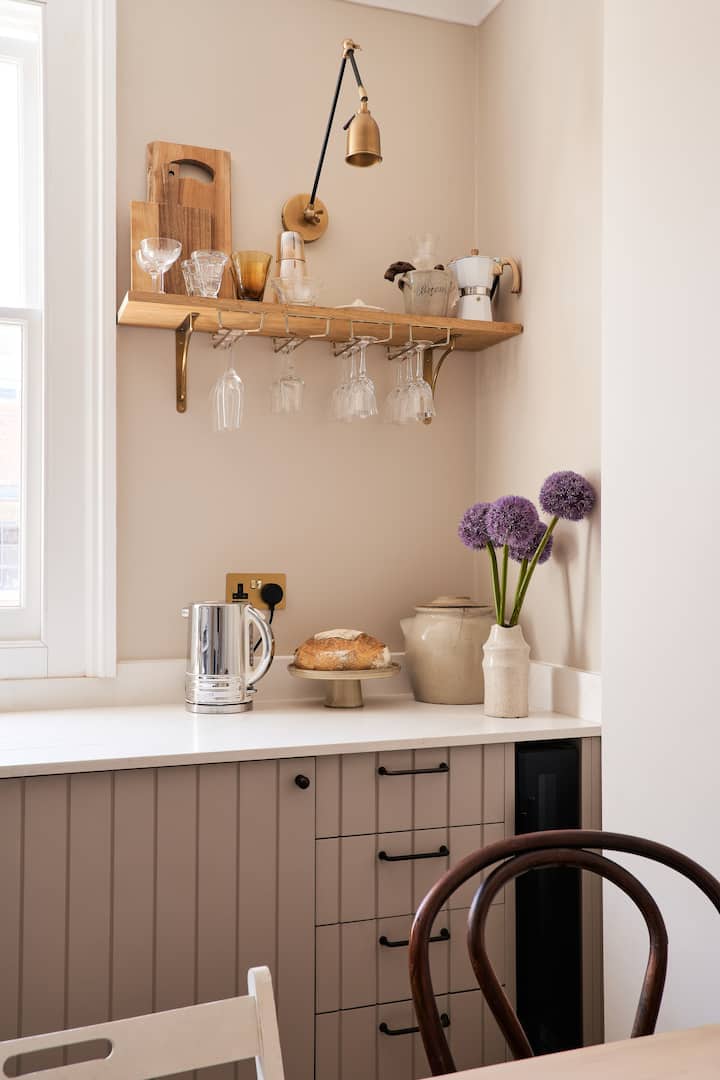 Spacious Room In Renovated Flat - Fulham