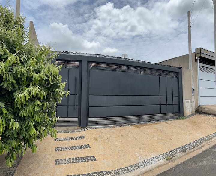 Casa Completa E Confortável - Marília