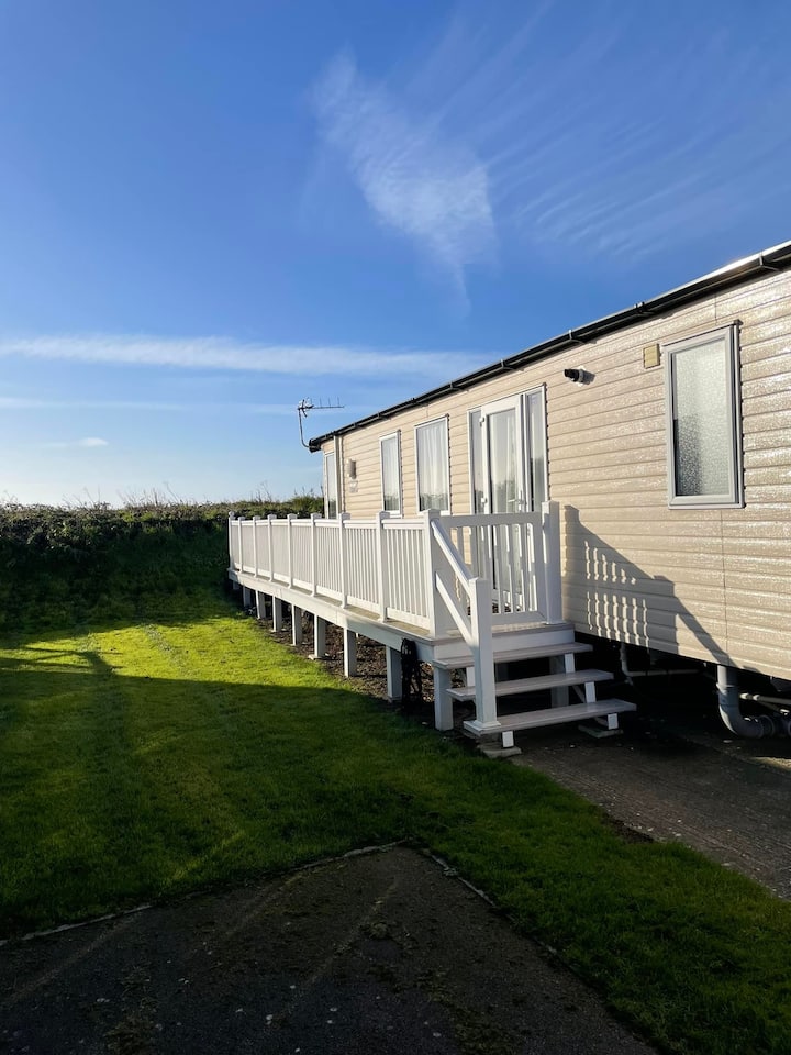 Harbour Escape - Church Farm - Chichester