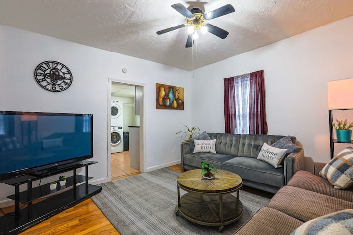 Cozy Retreat - 10 Mins To Boston/airport - Revere, MA