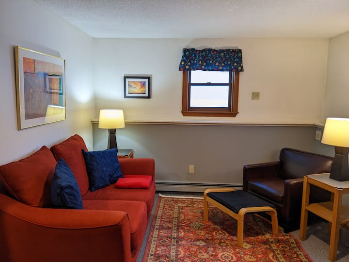 Quiet Home Near Dartmouth - Hanover, NH