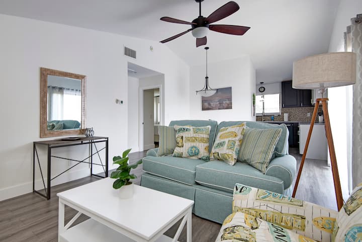 580 Unit-4 Stay In Dunedin - Dunedin, FL