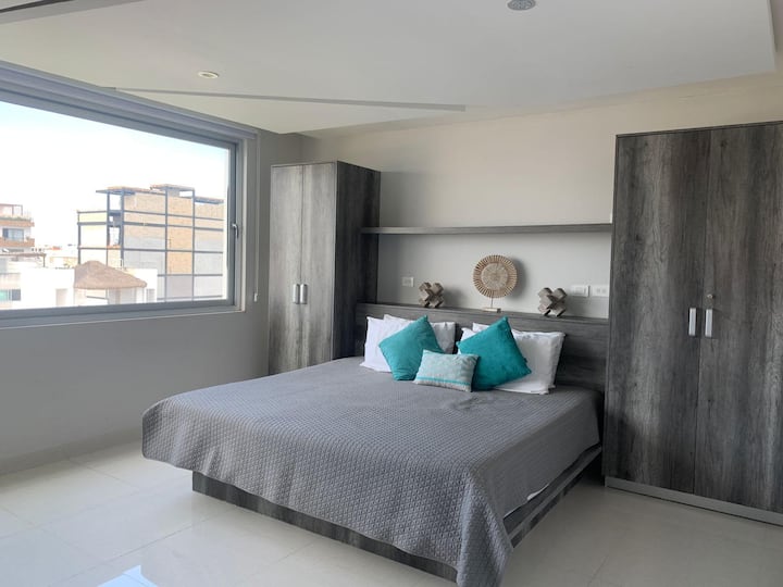 Location - Walk To Beach, Dining And Shopping - Playa del Carmen