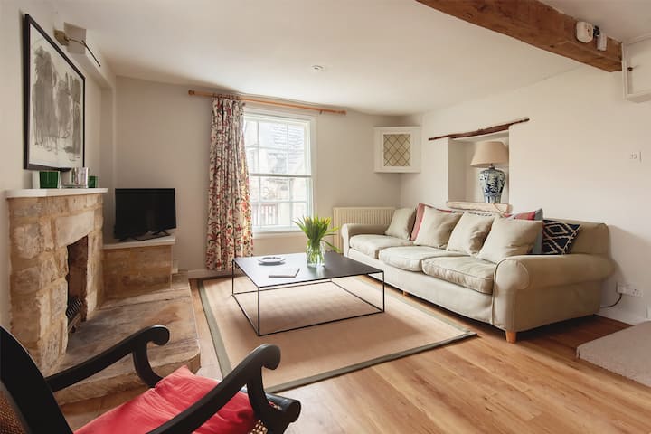 Perfect Cotswold Cottage - Painswick