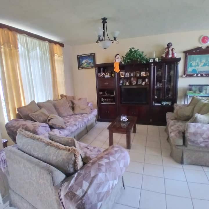 Habitacion Amueblada Al Norte De La Ciudad - Saltillo