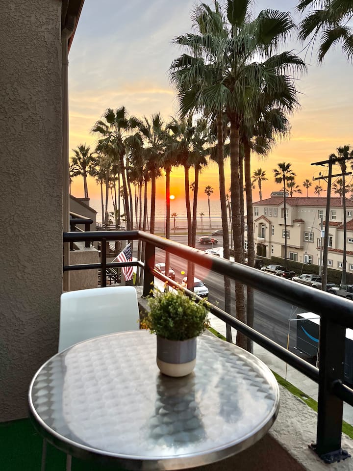 Ocean View Escape In Surf City - Huntington Beach, CA