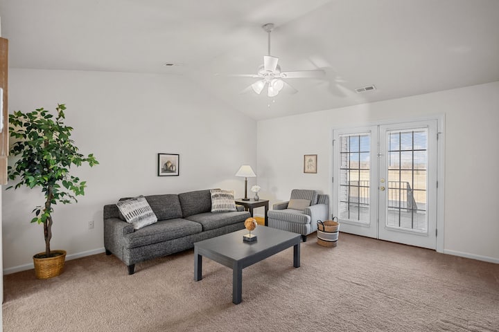 Golf Course Living + Location! - Greenville, NC