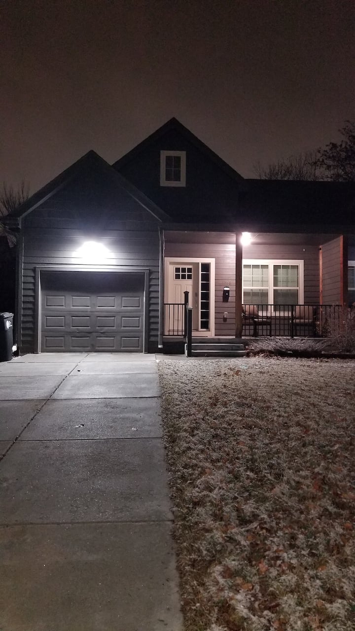 Beautiful Newer Build Duplex - Omaha, NE