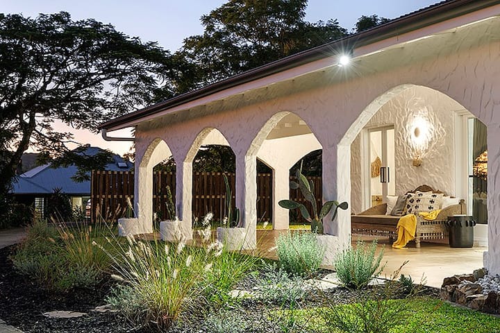 Mediterranean Farmstay - Noosa Hinterland - Cooroy
