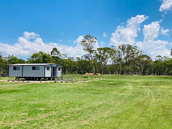 Modern Cottage Amongst Nature Minutes From Penrith - Penrith