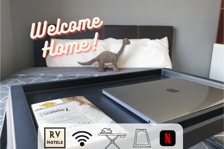 ଘ(੭*ˊᵕˋ)੭ 金宝 Kampar Netflix Deluxsuite (Near Utar) - Kampar