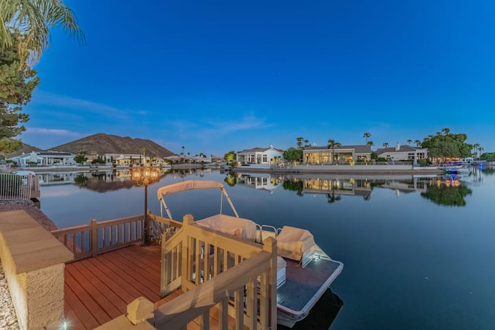 Phoenix Vacation Rentals with Lake Access - Arizona, United States | Airbnb
