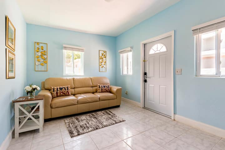 Sunny And Cozy Apartment - Delray Beach, FL